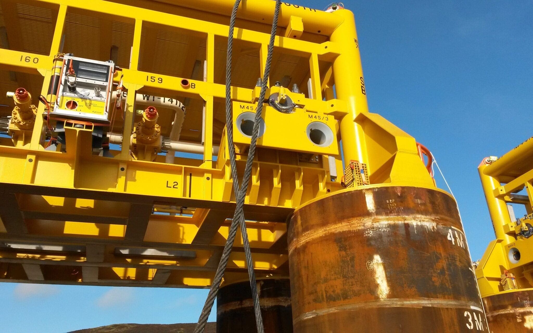 Integrated pile alignment and monitoring package - Ashtead Technology