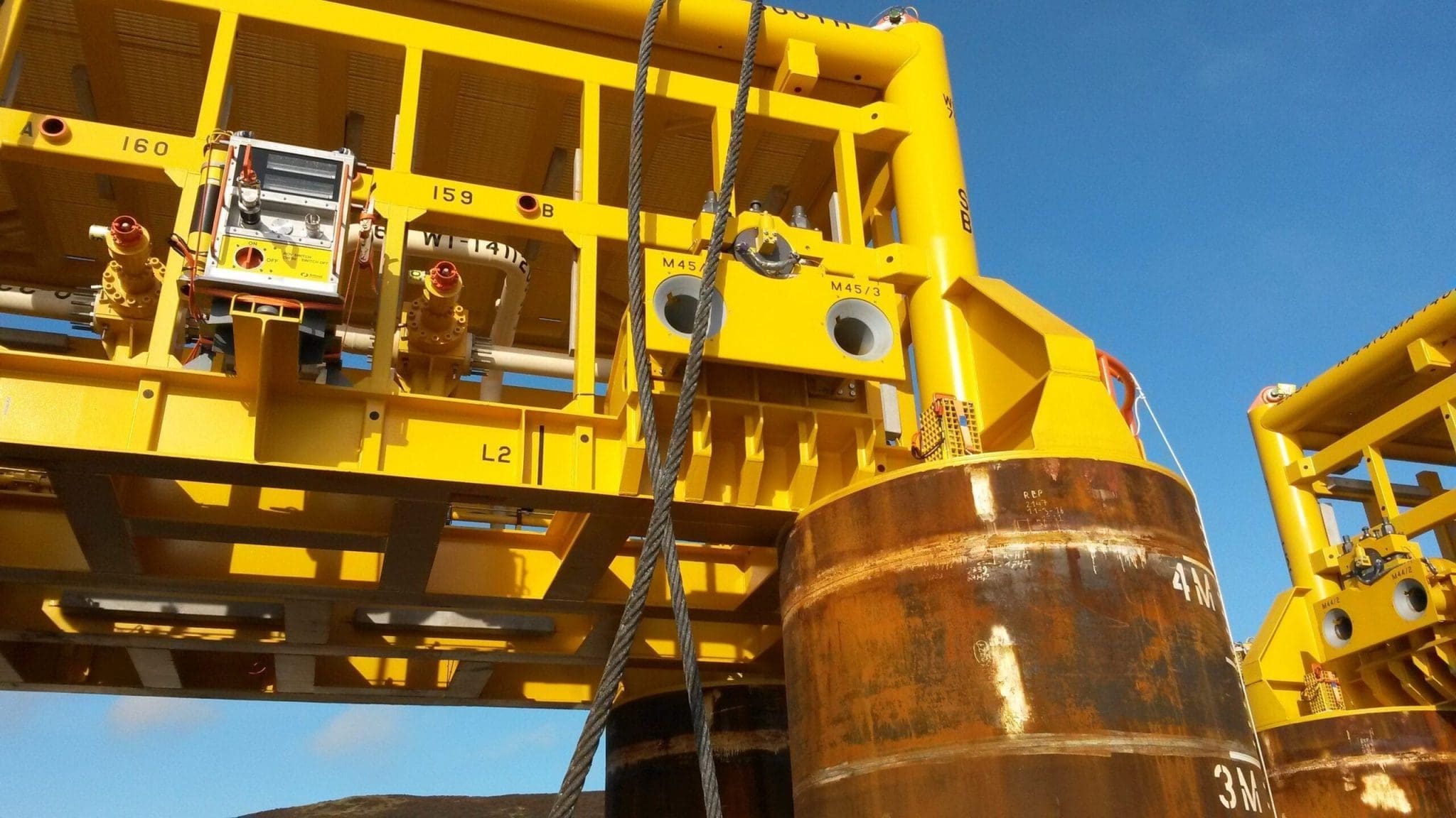 Integrated pile alignment and monitoring package - Ashtead Technology