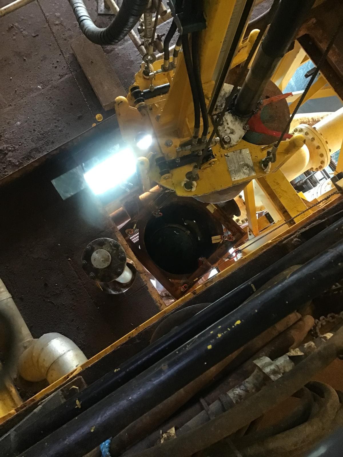Bespoke Cutting Tool for Internal Caisson Cutting - Ashtead Technology